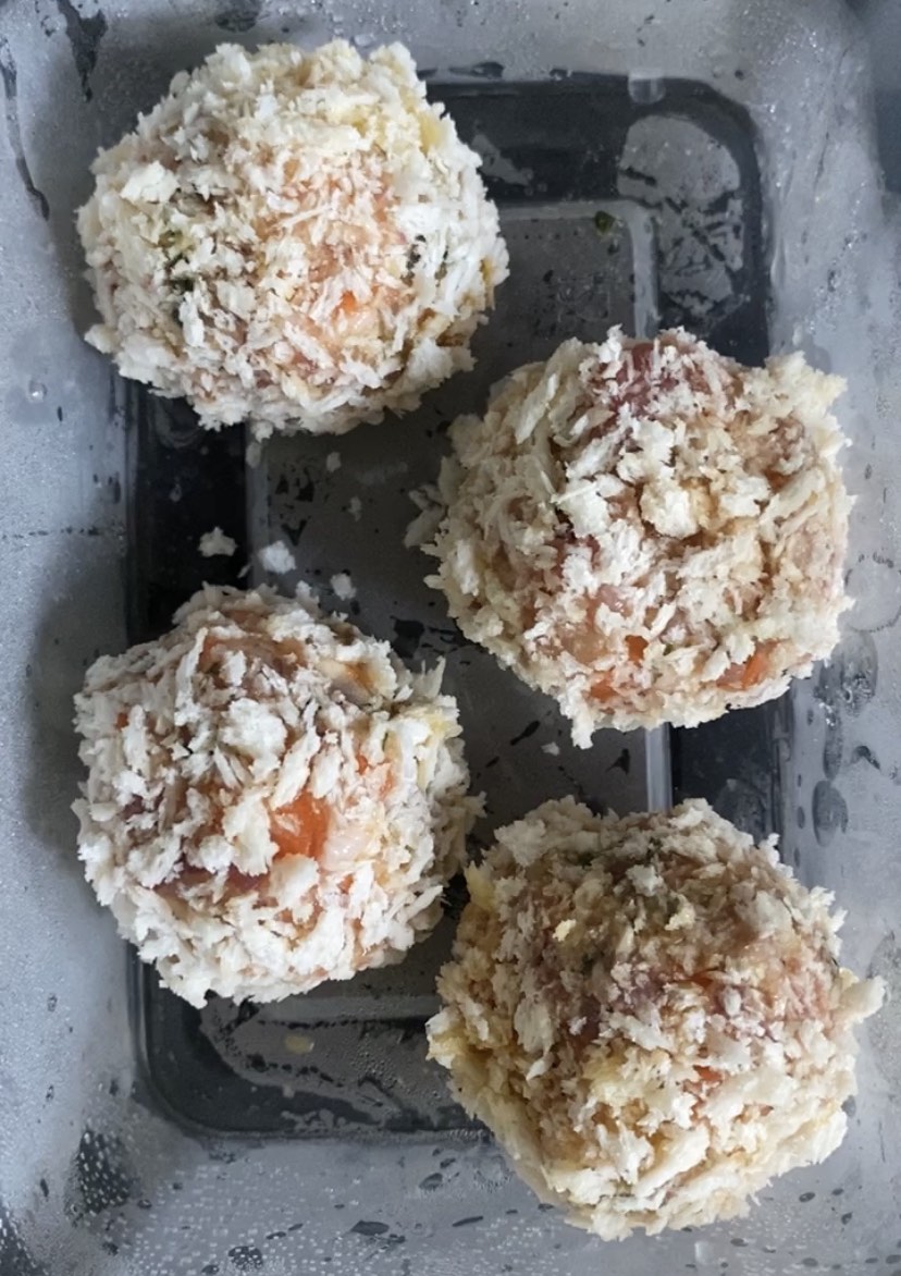 Crispy Bola-Bola (Meat Balls) Recipe – Mark x Abi
