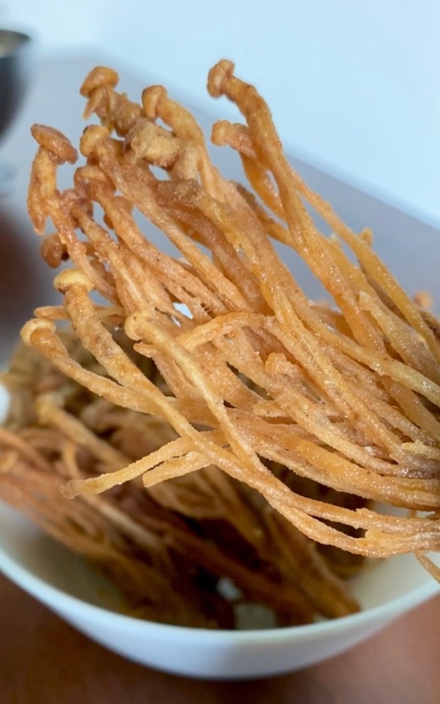 Crispy Enoki Mushroom Fries Recipe for Meatless Days – Mark x Abi